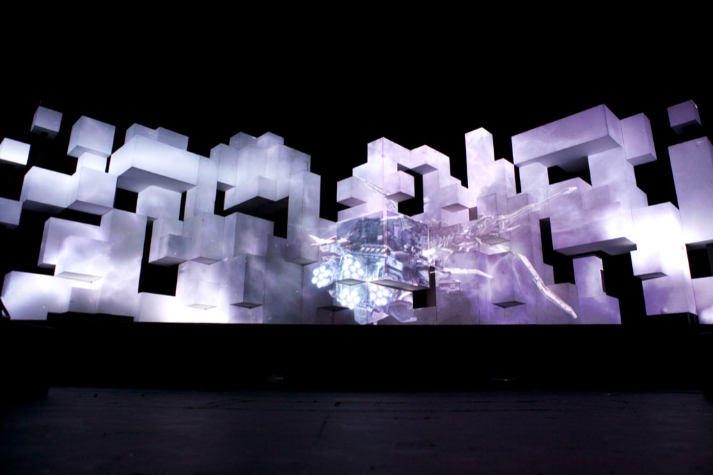 AMON TOBIN: ISAM 2.0 | Crack Magazine