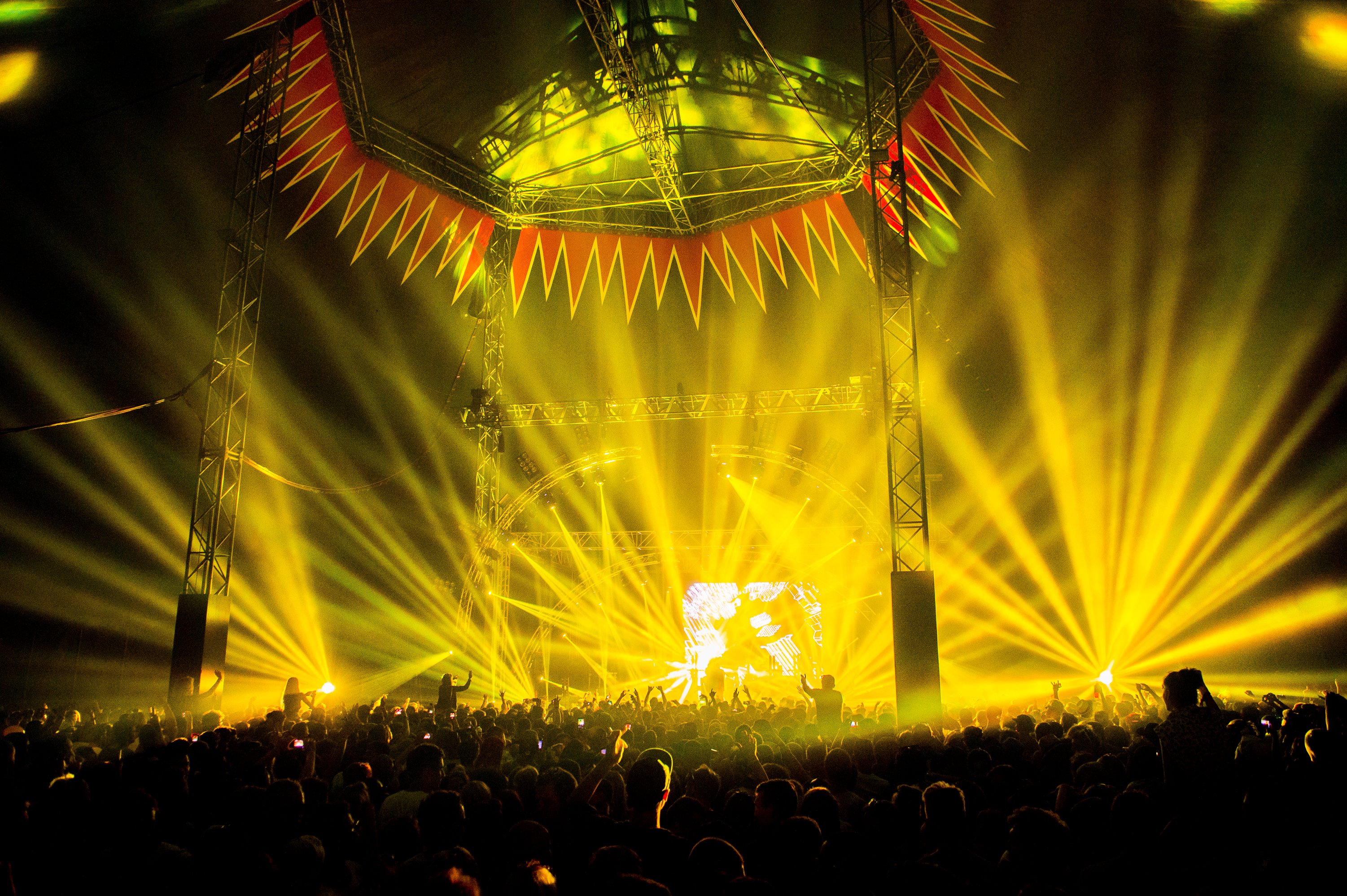 EASTERN ELECTRICS | Crack Magazine