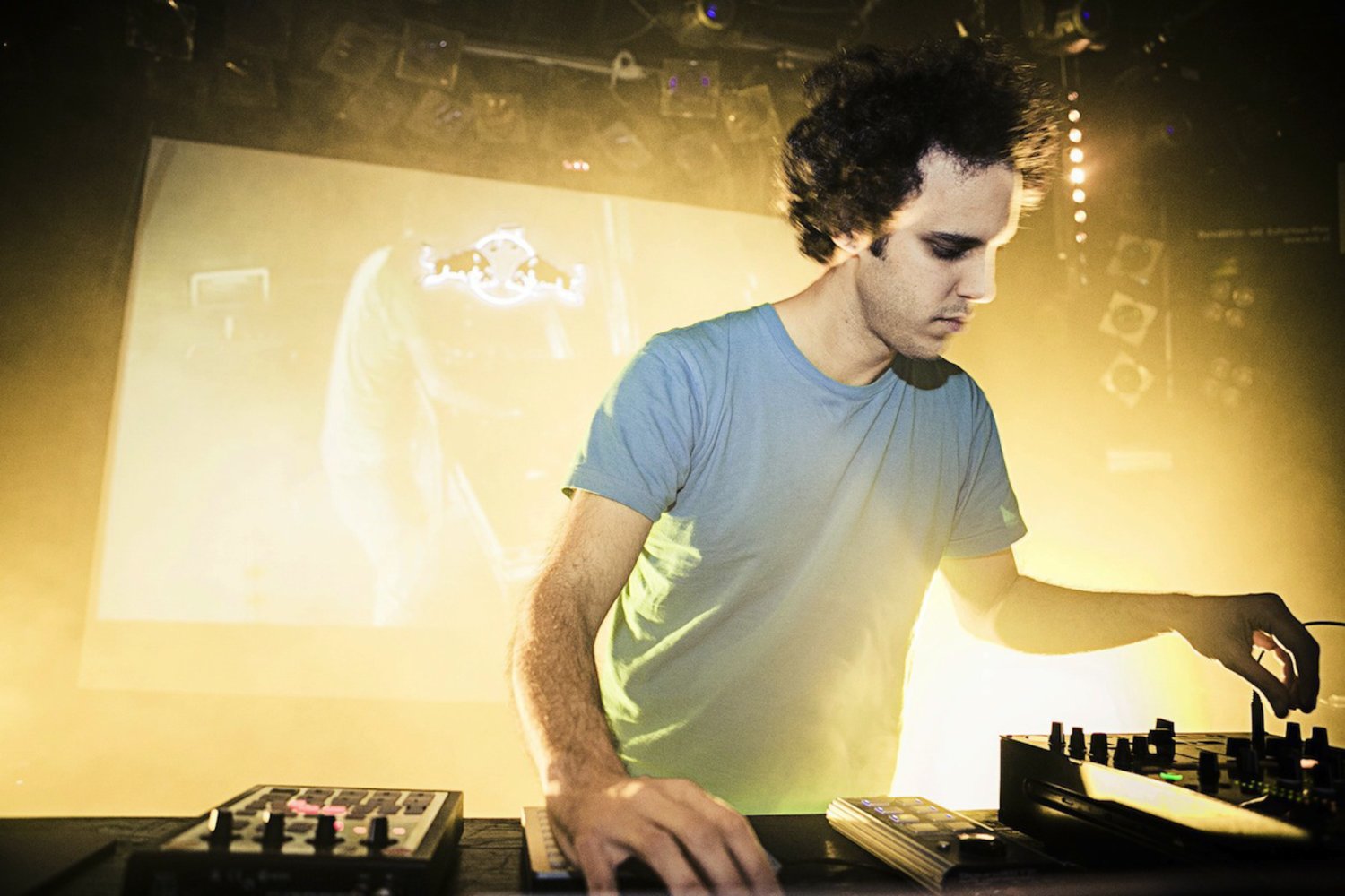Four Tet releases new single 'Scientists'