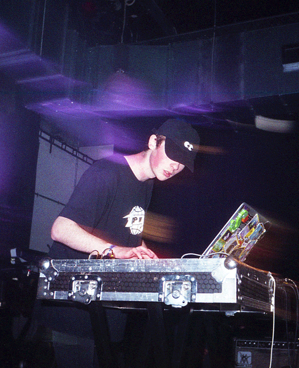 In GIFs: Simple Things 2016 | Crack Magazine