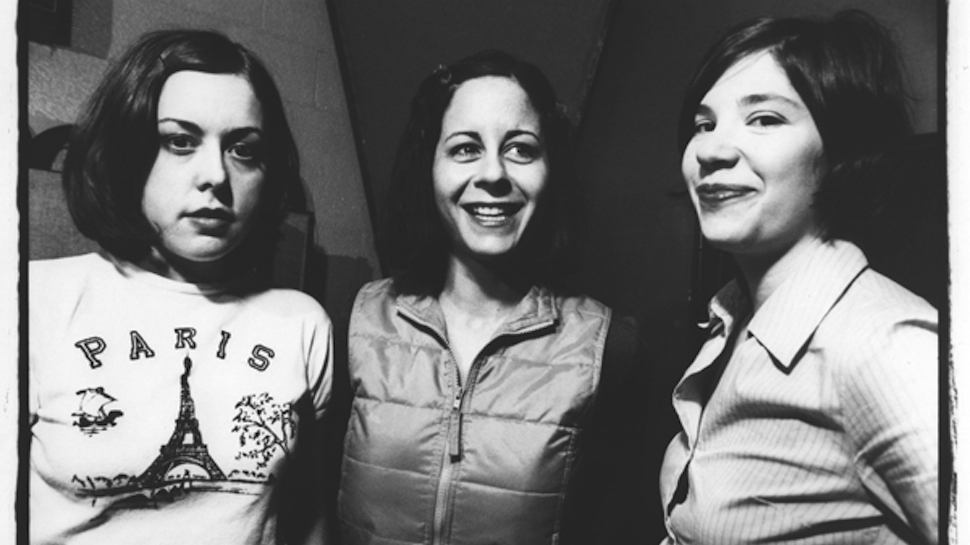 Janet Weiss has left Sleater-Kinney