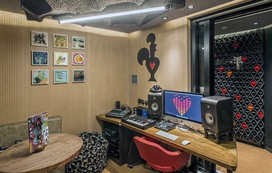 Nando's opens new music studio in London