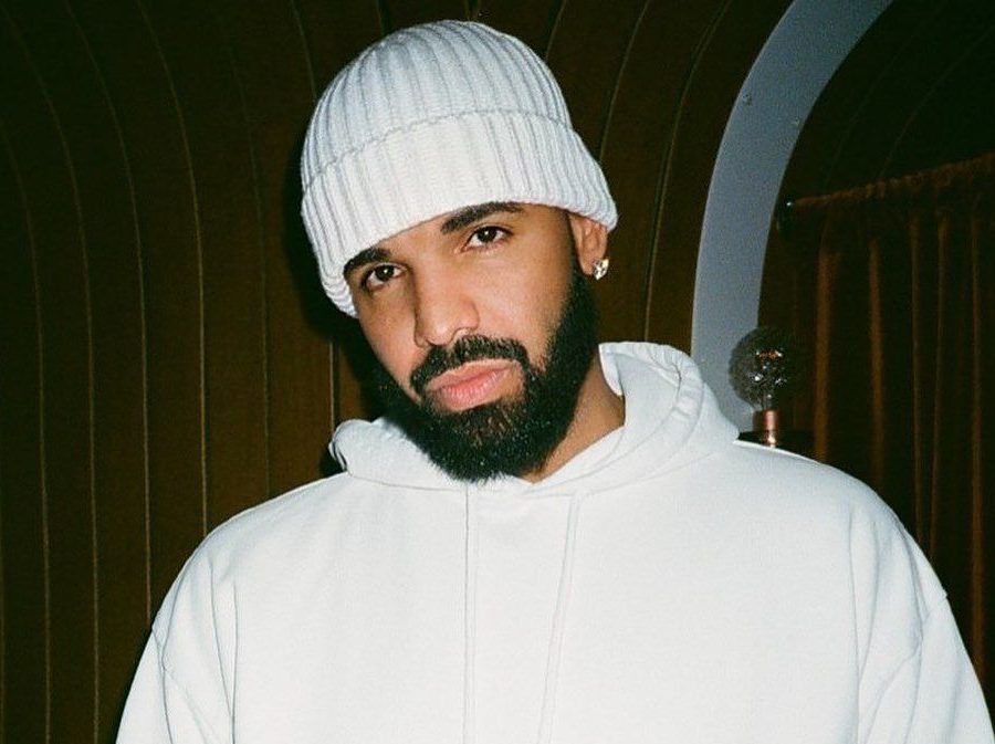 Drake issues statement on "devastating" Astroworld festival tragedy
