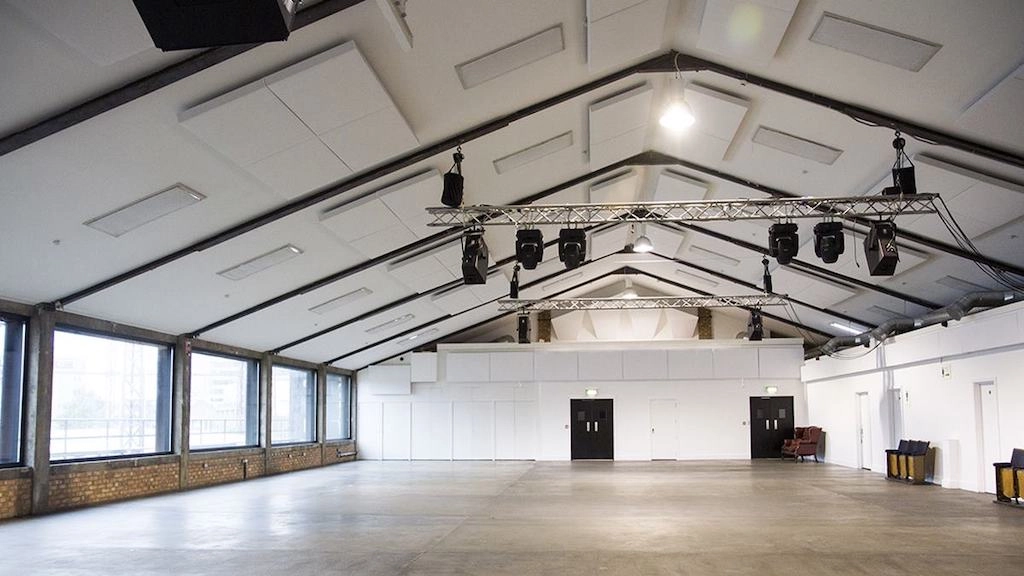 London club Oval Space has lost its license and been shut down